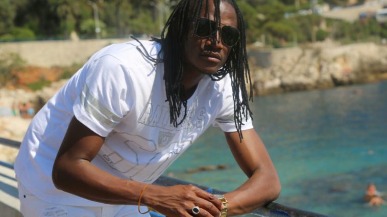 Surface Wilmar – Showbiz